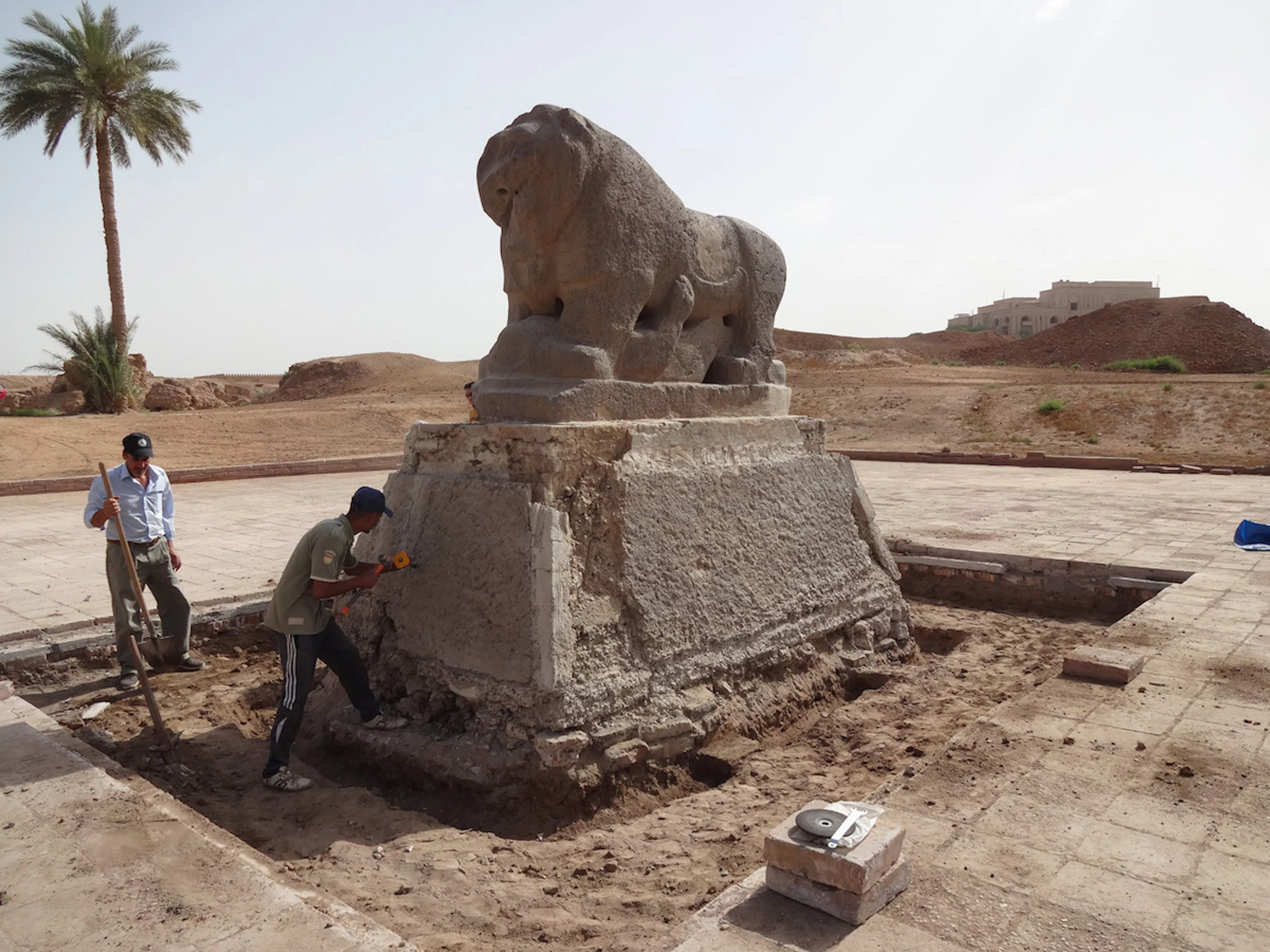 Lion Monument