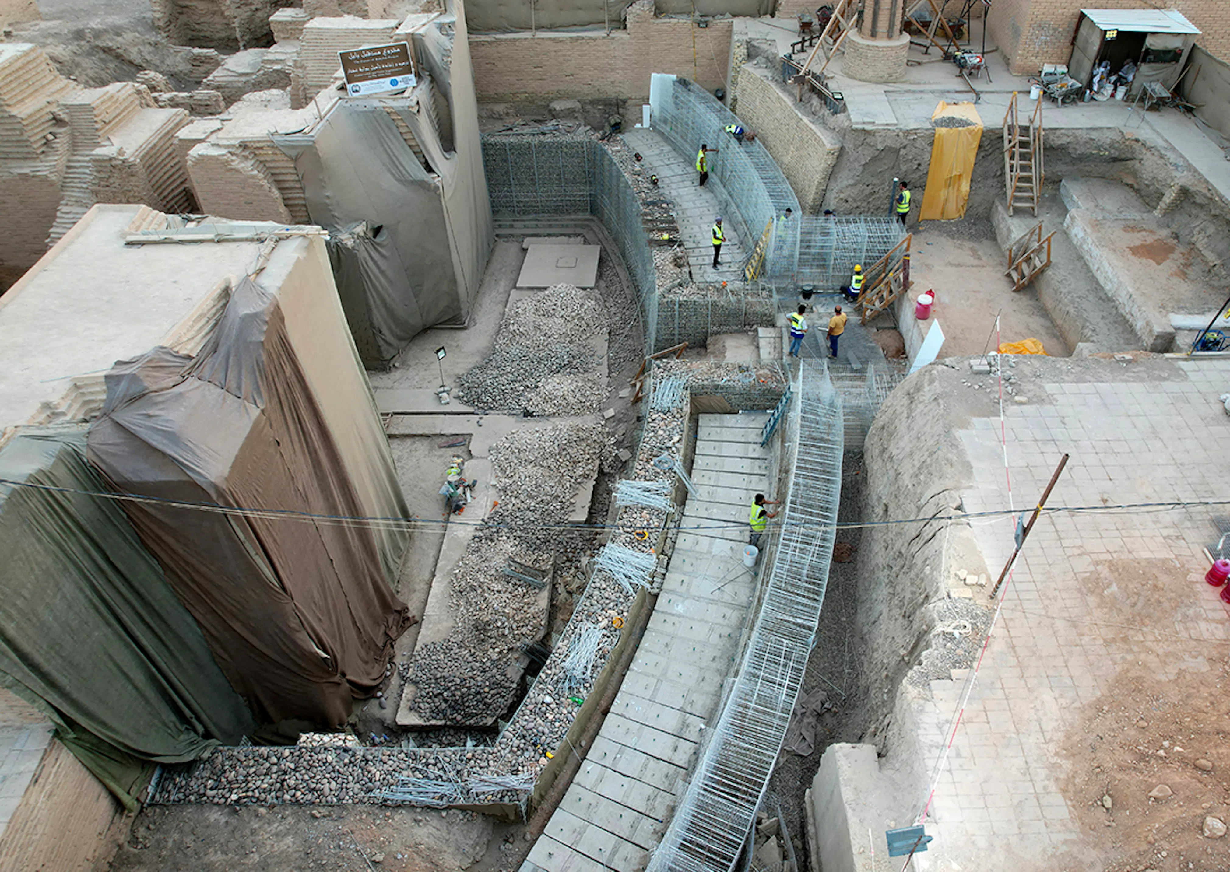 Reconstruction Of Ishtar Gate In Babylon Babylonian